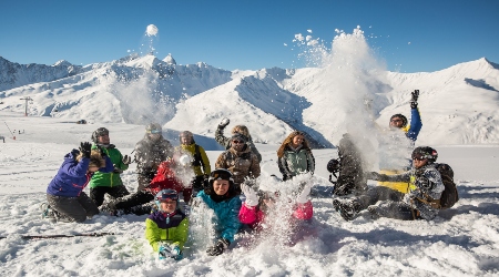 Ski Resort Jobs 2022/23 | Seasonal Employment | Training