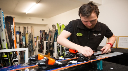 Seasonal Ski Chalet host work in Europe and beyond